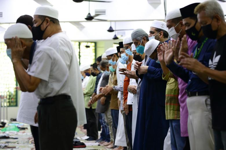 Mosques to increase capacity to 75%; bookings no longer needed for ...