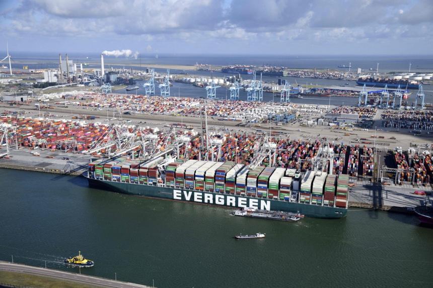Port of Rotterdam to invest $2.2 billion to cut emissions, transform ...