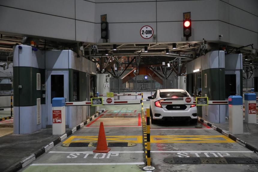 7-week wait for vehicle permits to enter S'pore amid surge in ...