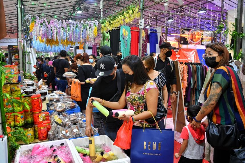 'We are going all out': Geylang Serai market a hub of activity as ...