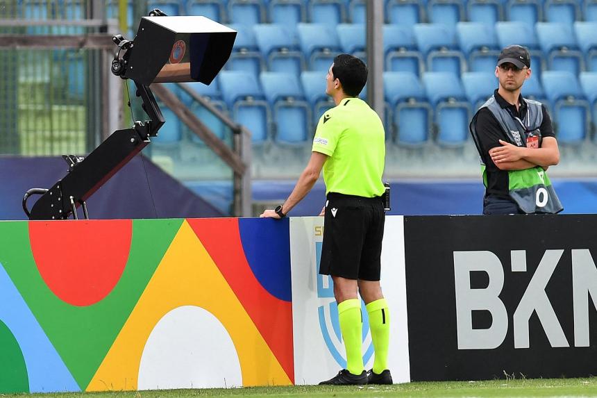Football: Fifa confident about semi-automated VAR for World Cup | The ...