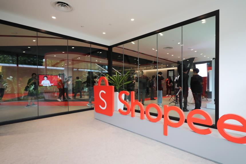 Shopee lays off workers in food delivery, online payments and global ...