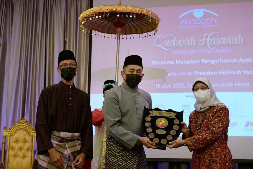 Exemplary Father Award winner helped his daughter progress in school ...