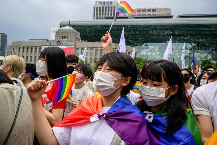 South Korea holds Pride parade after two-year pandemic hiatus | The ...