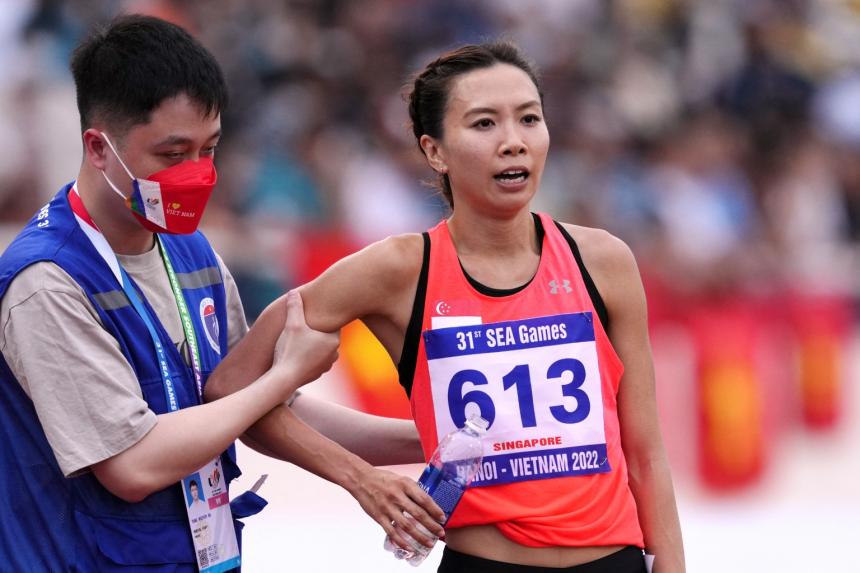 Athletics: Goh Chui Ling breaks 40-year women's 1,500m national mark ...