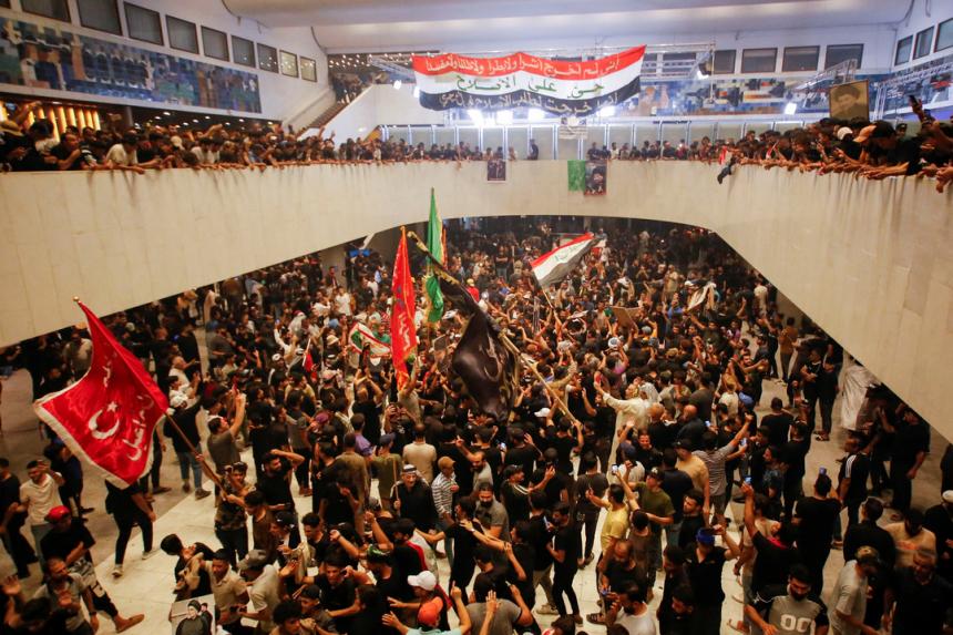 Baghdad braces for clashes as rival camps set to stage protests | The ...