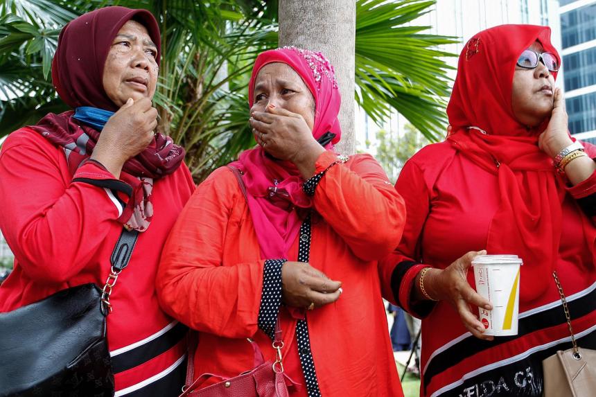 Malaysia ex-PM Najib begins 12-year jail sentence after failing to ...