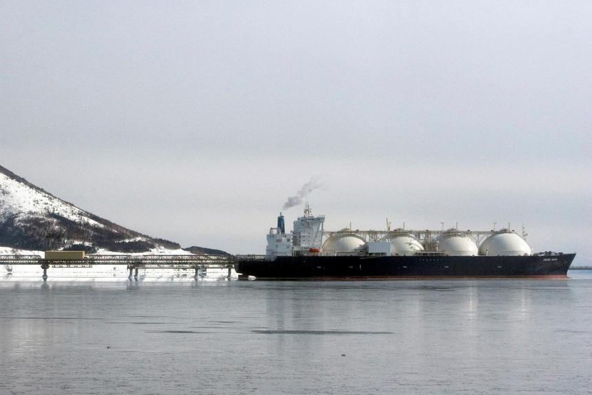 Asian LNG prices hit new records as Japan, South Korea start stocking ...
