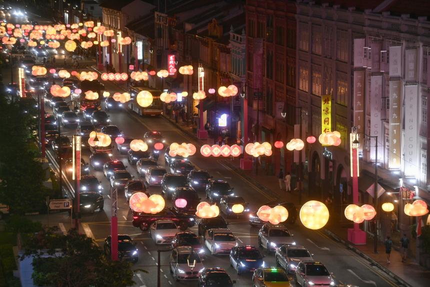 Mooncake lanterns set Chinatown aglow ahead of Mid-Autumn Festival | The Straits Times