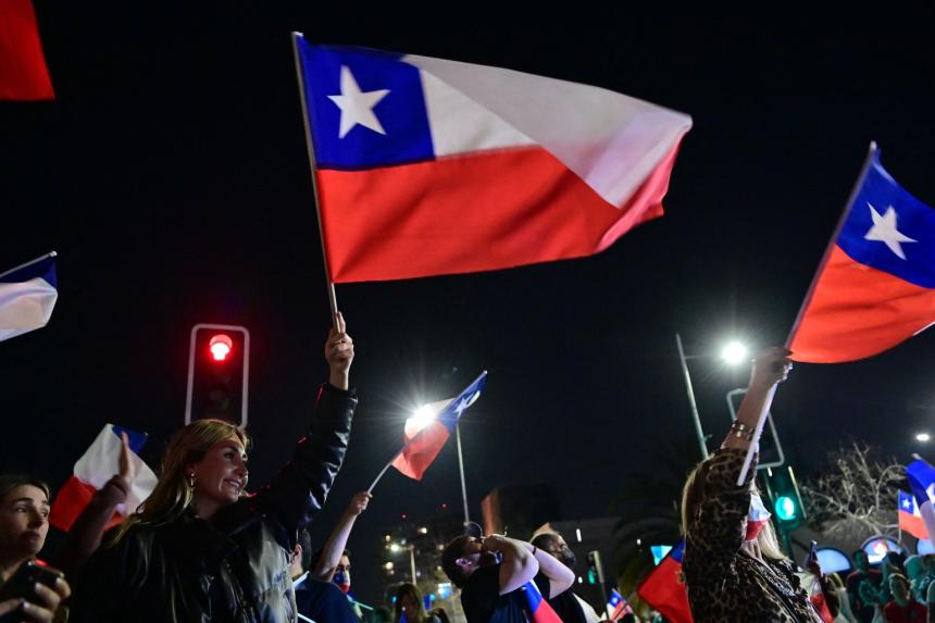 Voters overwhelmingly reject Chile's new Constitution in referendum ...