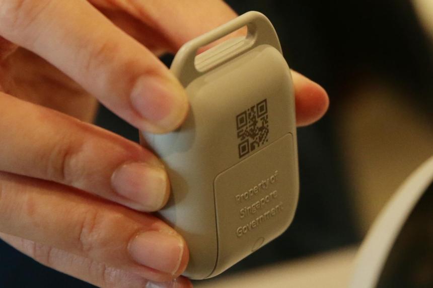 4 weeks' jail for man who used co-worker's TraceTogether token, tried ...