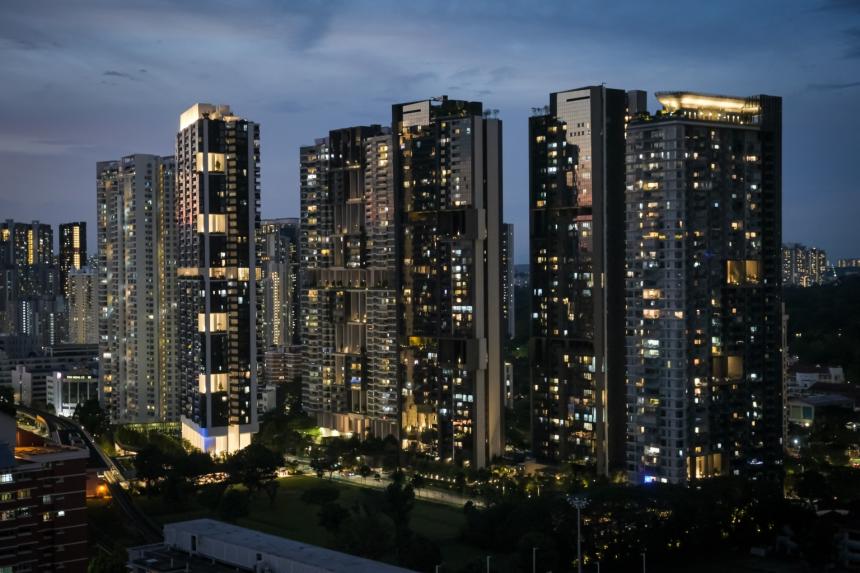 Condo resale volume falls for 4th straight month in August, prices ...