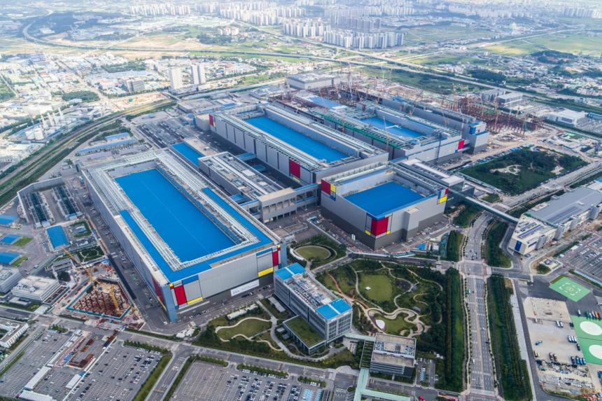 Samsung To Invest 7 Billion Under Plan To Tame Rising Emissions The Samsung To Invest 7 Billion Under Plan To Tame Rising Emissions The