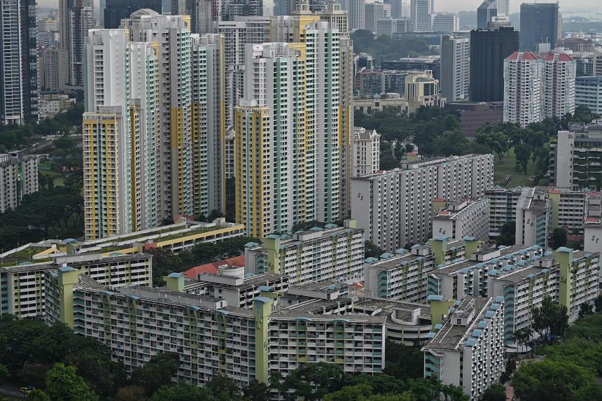 'Puzzling' plan to buy over HDB flat costs man $200k | The Straits Times