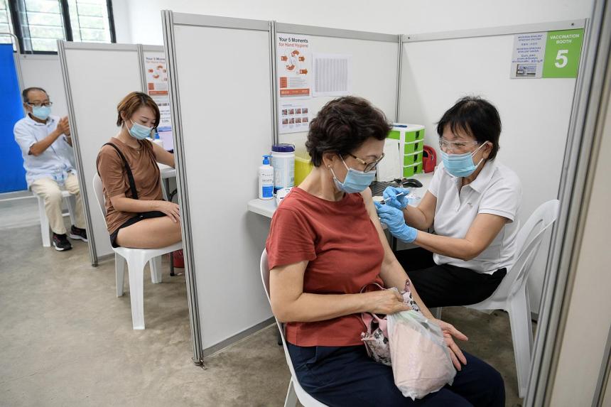 Vaccination centres busy on first day of bivalent vaccine roll-out ...