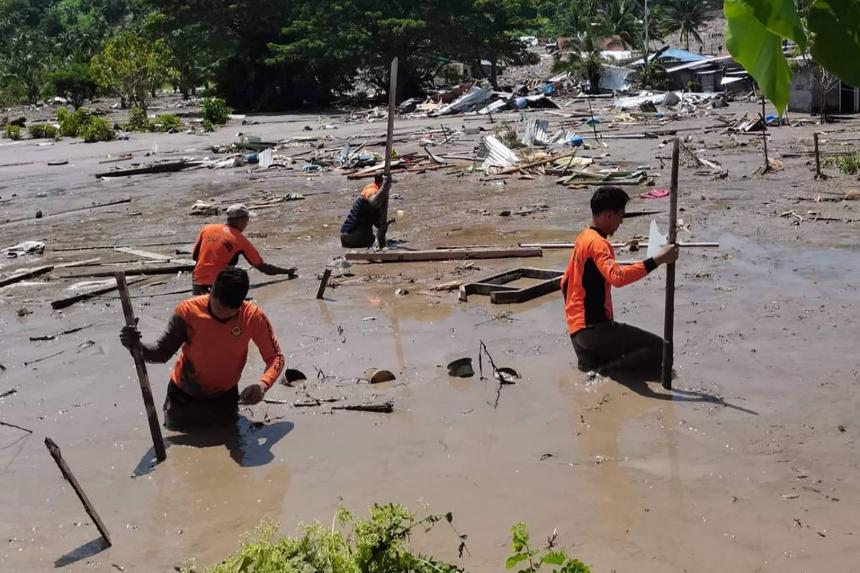 Rescuers search for bodies as Philippines storm death toll hits 101 ...