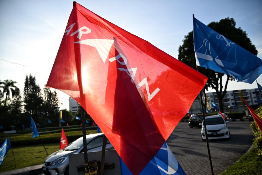 Malaysia GE: Pollster finds PH is preferred ruling coalition, PN has ...
