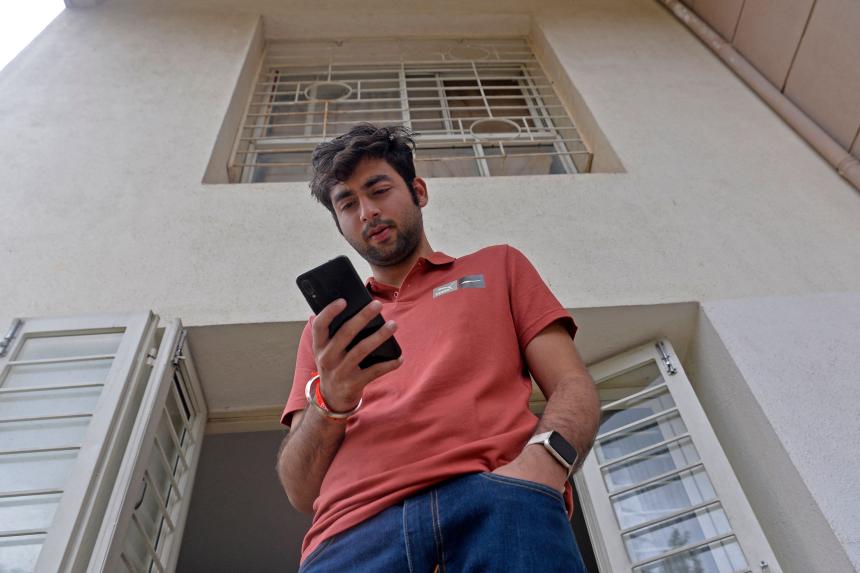 India drafts new data privacy law to woo Big Tech, but gives government most power | The Straits ...