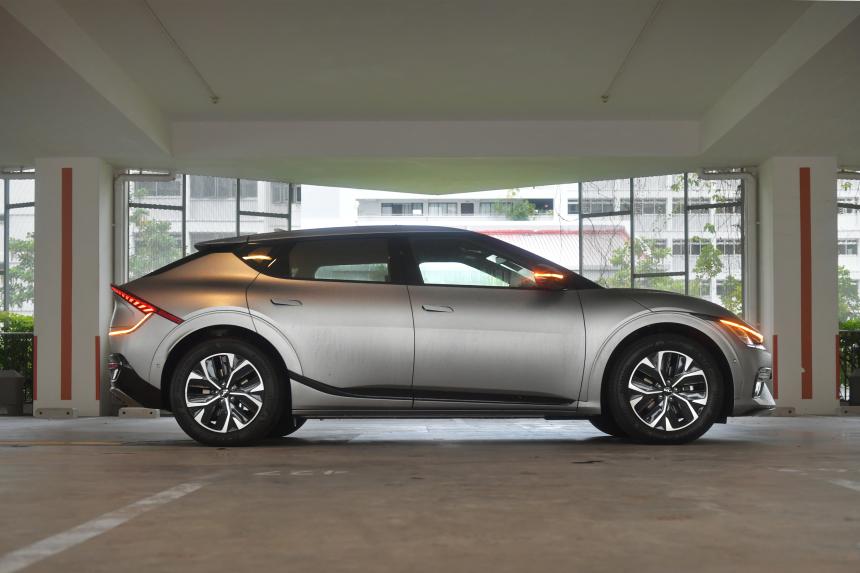 Car review: Ground-up electric car EV6 goes where no Kia has gone ...