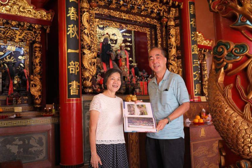 Old neighbours reunited as they share stories of Woodlands kampung days ...