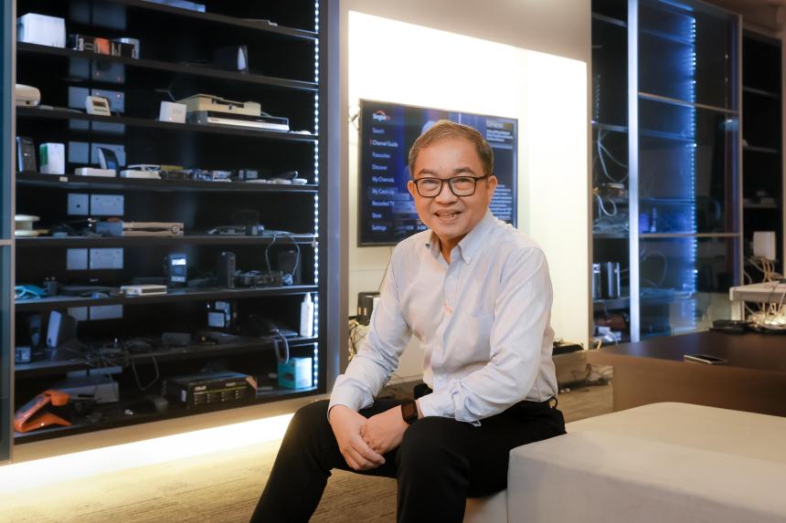 Singtel employee of 45 years Tan Lam Liong saw Singapore’s transition ...