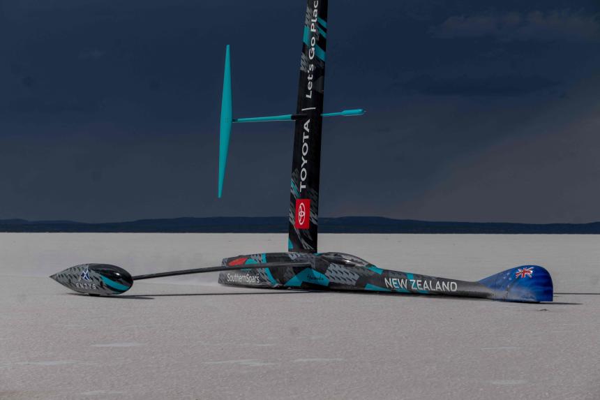 New Zealand team claims it has smashed wind-powered land speed record ...