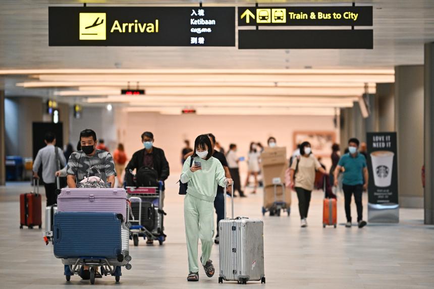 Changi Airport’s weekly passenger traffic hits 75% of pre-pandemic ...