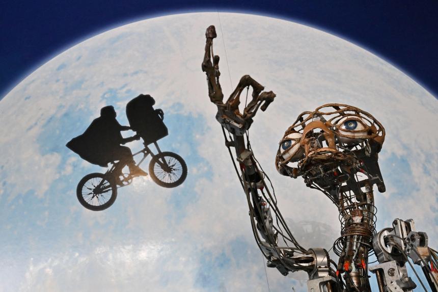 E.T. model sells for $3.5m at massive movie prop auction | The Straits ...