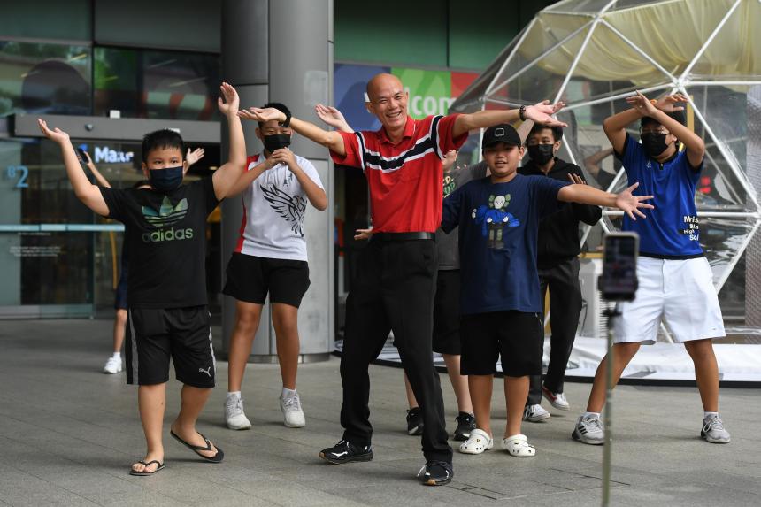 Uncle Raymond: Senior TikTok sensation | The Straits Times