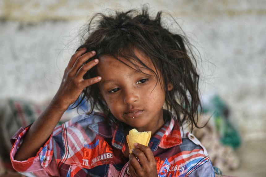 In Pictures: Rohingya refugees reach Indonesia after weeks at sea | The ...