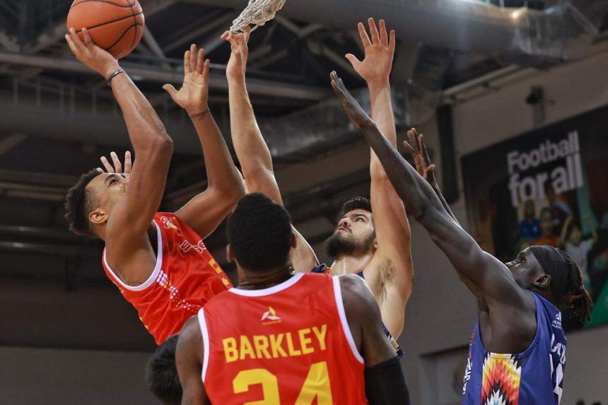 Basketball: Second loss in a weekend for S’pore Slingers | The Straits ...
