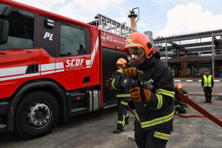 NSFs fight live fire as part of SCDF’s firefighting training | The ...