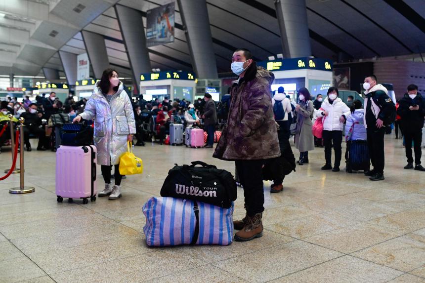 About 490,000 exit, entry trips made daily in China since Jan 8 | The ...