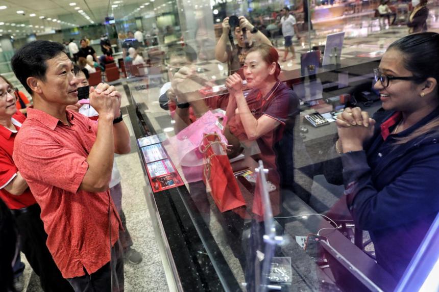 Taxi, private-hire drivers and Changi Airport staff receive thanks on ...