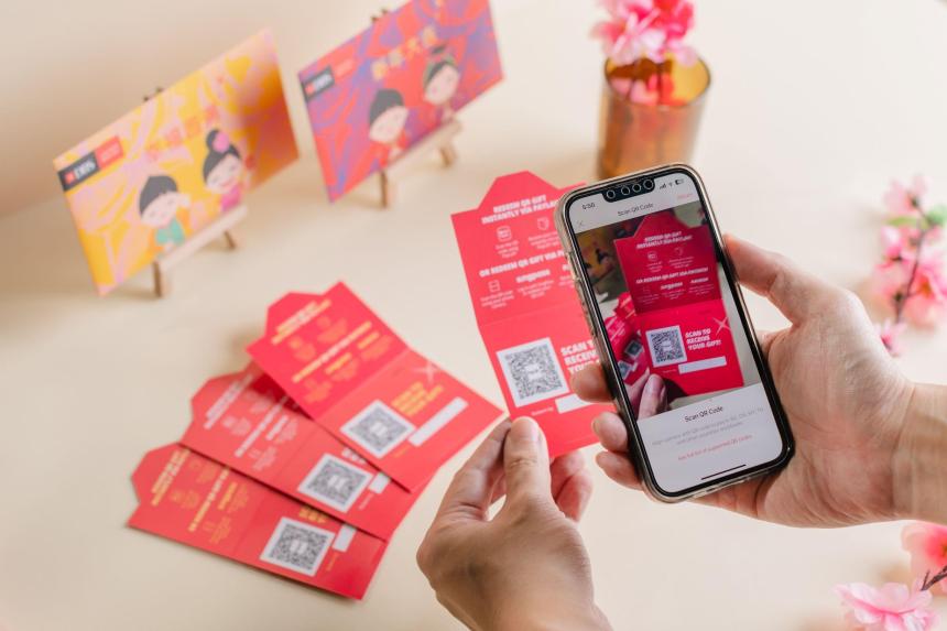 Digital red packets proving popular during CNY; $5m topped up in DBS QR gift cards over 2 days ...