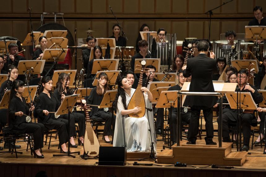Concert review: Hong Kong Chinese Orchestra draws standing ovation ...