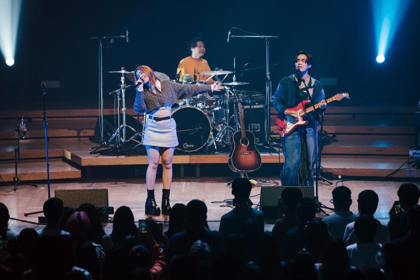 Concert review: Taiwanese band Accusefive get warm fan welcome at first ...