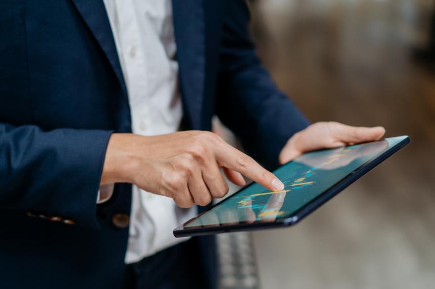 How human-led, tech-powered wealth advice can help you beat market ...