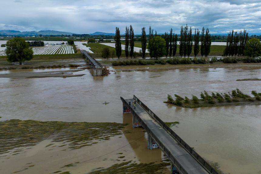New Zealand cyclone death toll up to 8, expected to rise | The Straits ...