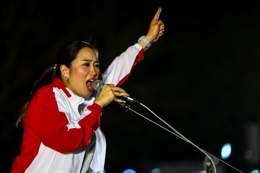 Daughter of ex-PM Thaksin banking on nostalgia to win Thailand election ...
