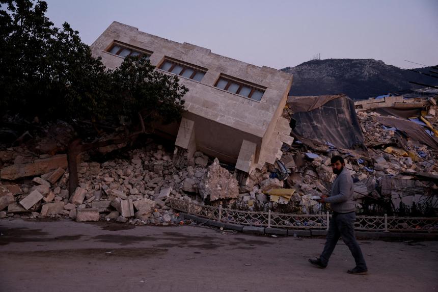 Turkey issues earthquake rebuilding rules after millions left homeless ...