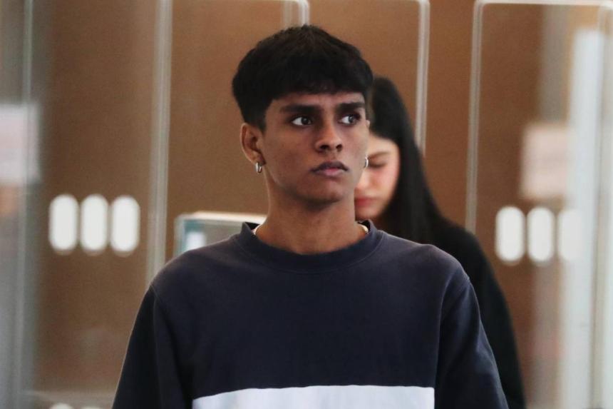 Teen allegedly gave bank account access to scammers who used it to ...