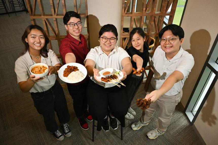 Temasek Polytechnic students recreate favourite local dishes using ...