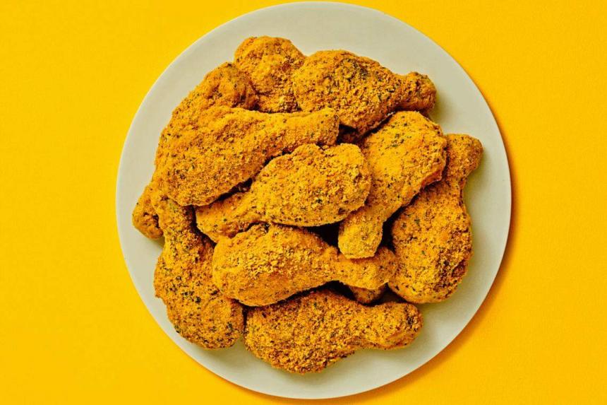 Famous Korean fried chicken chain BHC to open in Singapore April 26 | The Straits Times