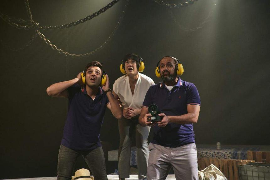 Theatre review: No Particular Order tantalises with vignettes of social ...