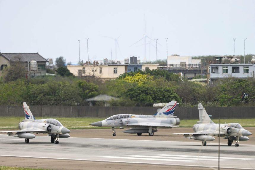 China simulates striking Taiwan on second day of ‘Joint Sword’ military ...