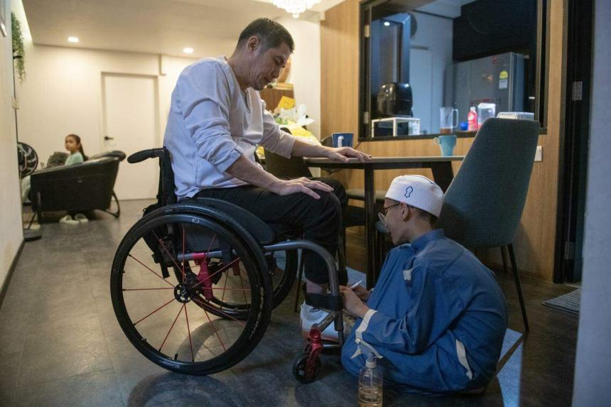 Avid cyclist paralysed from chest down learning to be independent again ...