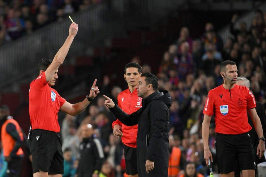 Spanish football referees ask La Liga for 'respect' | The Straits Times