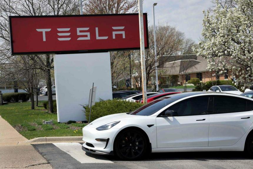 Tesla wins bellwether trial over Autopilot car crash | The Straits Times