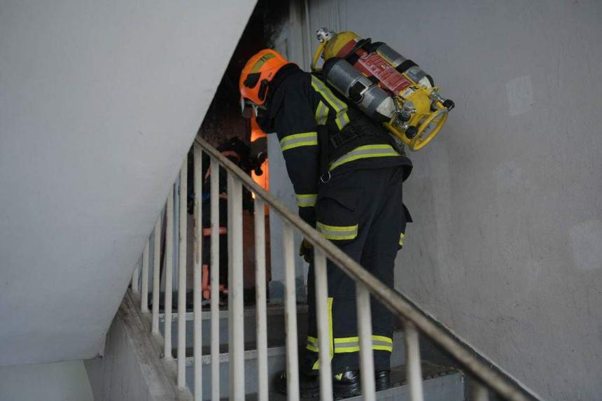 ‘It was very hard to breathe’: Fire breaks out in Kitchener Road flat ...